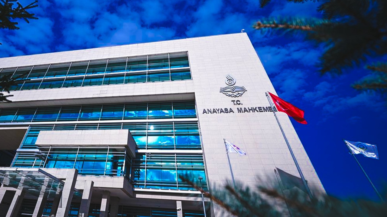 AYM kararını verdi: Konuyu Meclis'e havale etti, 6 ay bu davalara bakmayacak